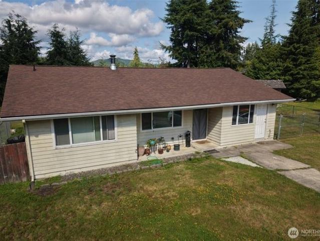 291 Little John Ln, Forks, WA 98331