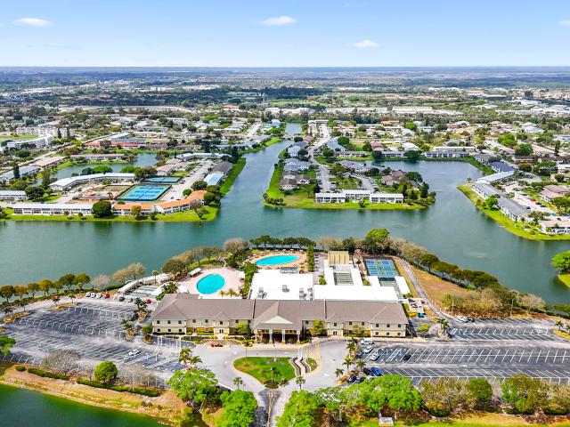 291 Northampton O, West Palm Beach, FL 33417 | MLS #B26000