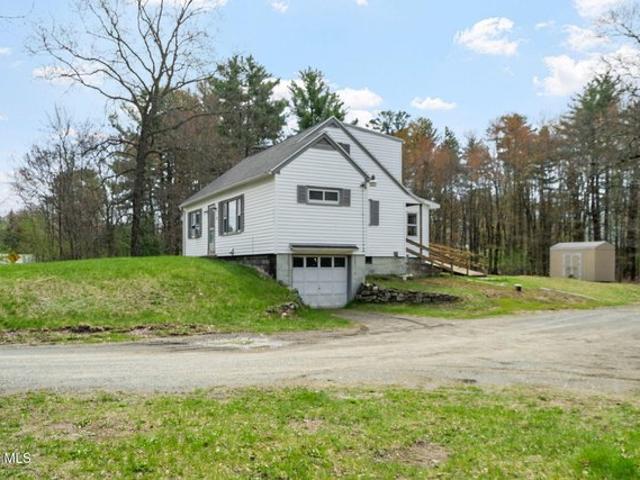291 Sheer Rd, Averill Park, NY 12018
