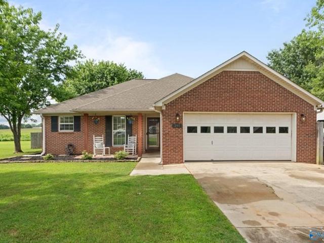 291 Stone Hill Dr, Huntsville, AL 35811