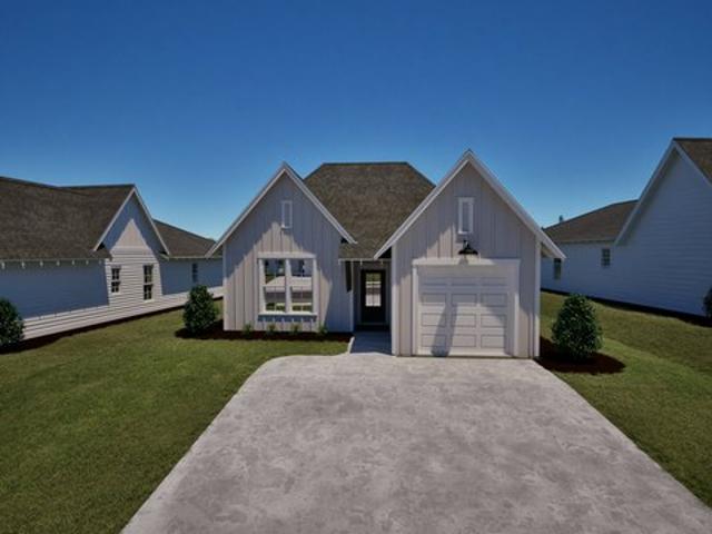 291 Summer St, Opelika, AL 36804