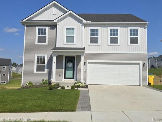291 Quartz Way, White Lake, MI 48386