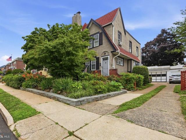 291 W Essex Ave, Lansdowne, PA 19050