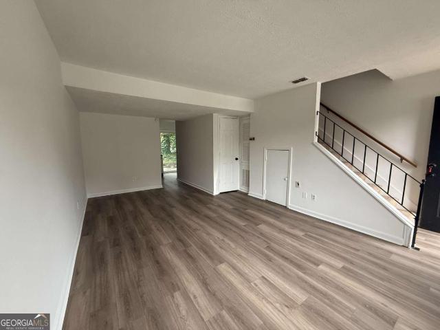 291 W Johnson Street 409