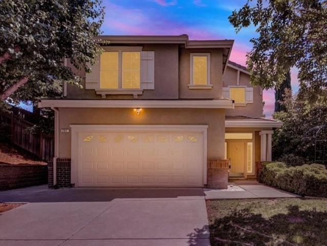 291 Woodcrest Dr, Vacaville, CA 95688