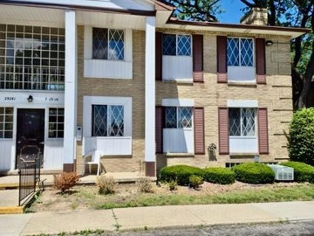 29241 Hayes Rd Unit 71, Warren, MI 48088