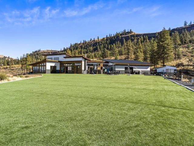 29249 E Rock Land Way, Seven Bays, WA 99122