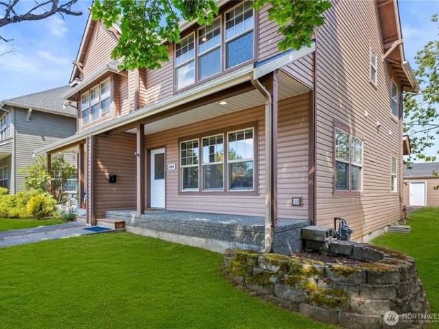 2924 Nevada St, Bellingham, WA 98226