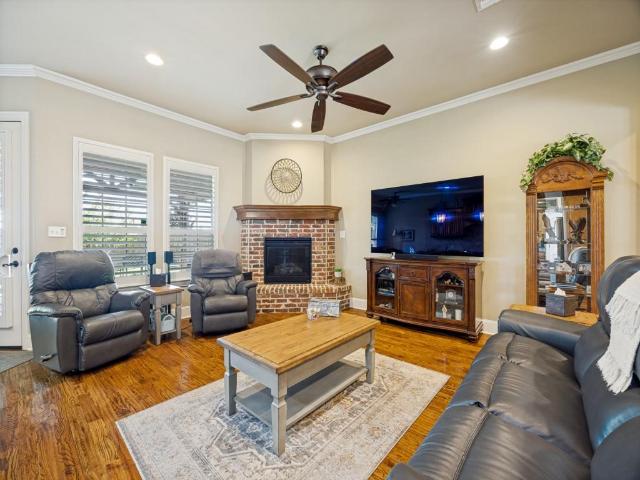 2924 Overland Trail