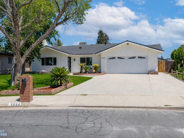 2924 Cedarwood Drive
