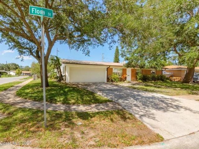 2924 Flora St, Titusville, FL 32796