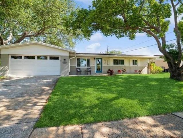 2924 Jasmine St, Titusville, FL 32796