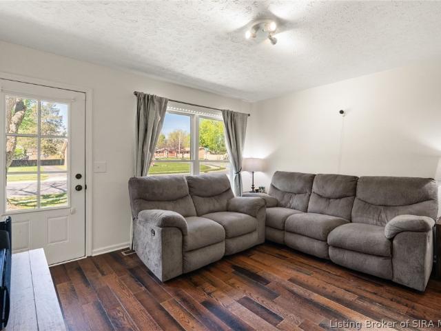 2924 Linda Drive