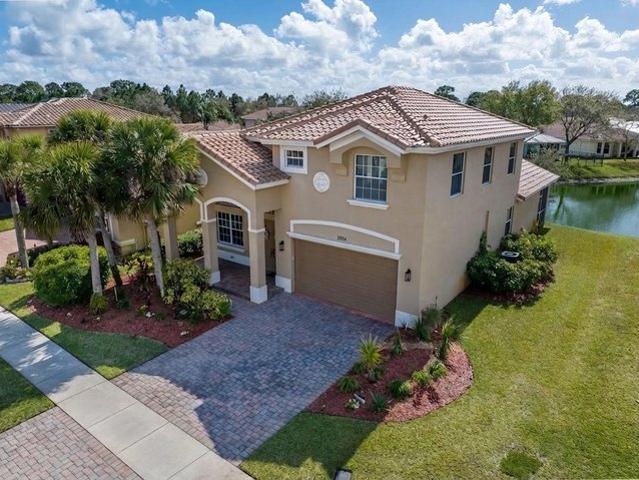 2924 SW Chatham Ln, Port Saint Lucie, FL 34953