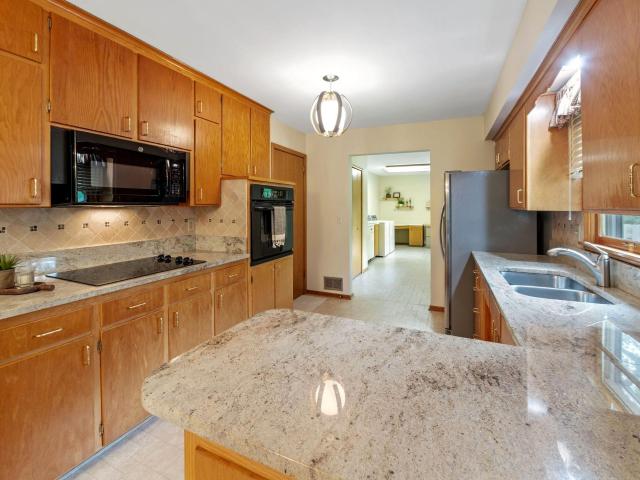 2924 Spring View Lane