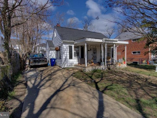 2924 Virginia Avenue
