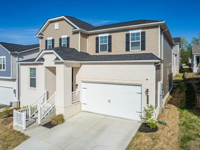 2924 Windstone Trl