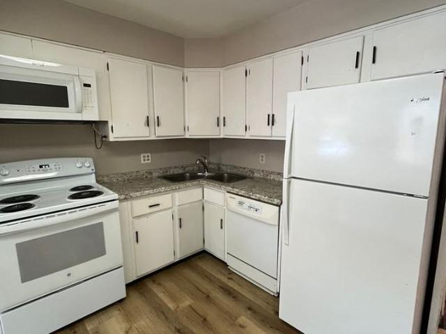 2924 2926 Mt Holyoke Road 3 Bedroom Apartment for Rent at 2924 Mount Holyoke Rd, Columbus, OH 43221
