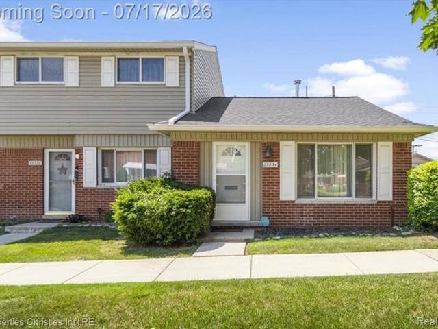 29254 Manchester St, Westland, MI 48185