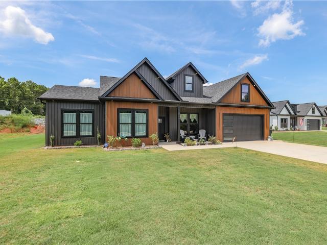 2925 Old Greenville Highway