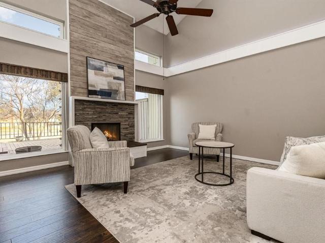 2925 Country Place Circle