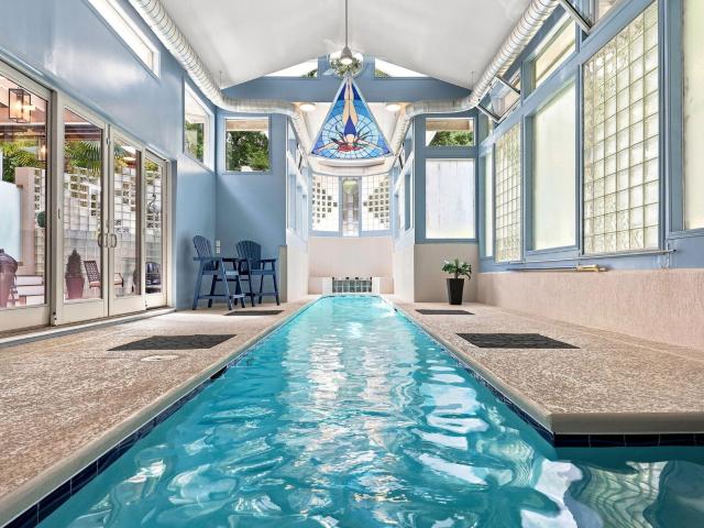 2925 Debra Drive