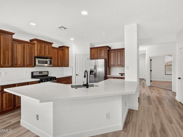 2925 E Andre Ave, Gilbert, AZ 85298