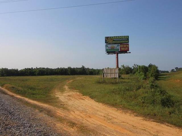 2925 Ellisville Blvd, Laurel, MS 39440