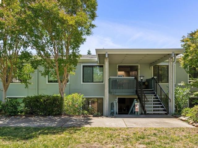 2925 Golden Rain Rd Apt 14, Walnut Creek, CA 94595
