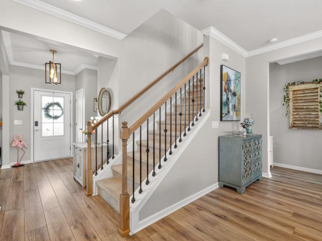 2925 Hen Brook Dr