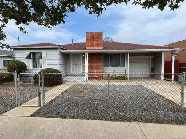 2925 I Ave, National City, CA 91950
