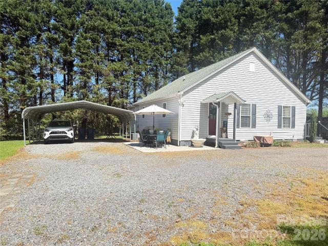 2925 Pine St, Claremont, NC 28610 | MLS #4367 | Compass