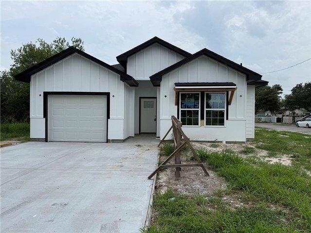 2925 Rogers St, Corpus Christi, TX 78405