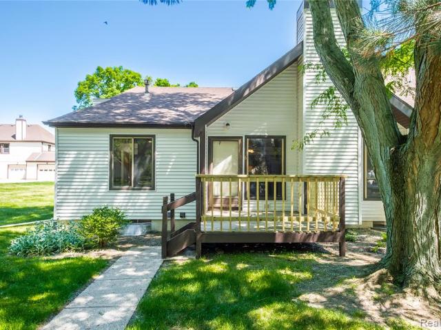 2925 Staten Avenue # 6