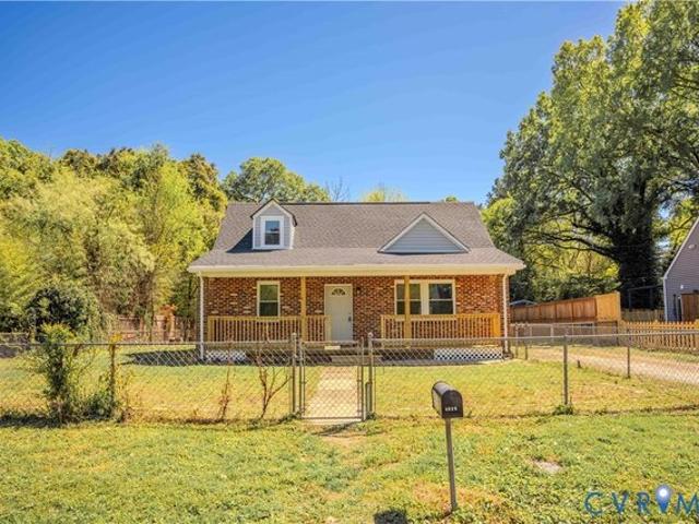 2925 W Strathmore Rd, Richmond, VA 23237