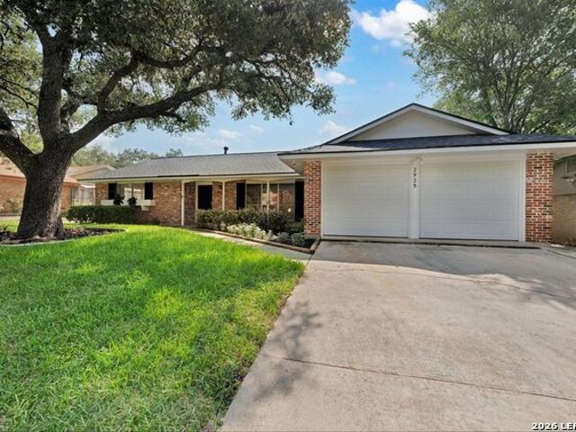 2925 Wacos Dr