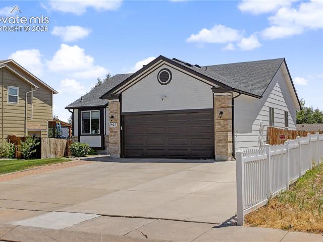 2925 Walton Creek Drive