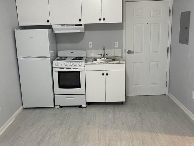 29264 Gloede # 3 Street # Apt 3