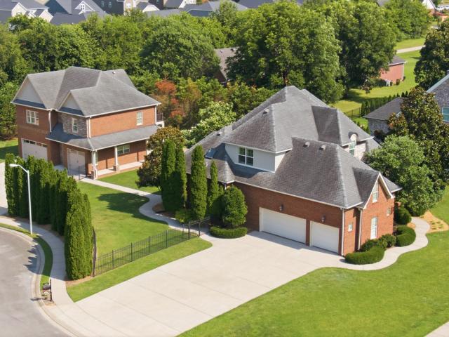 2926 Frank Robinson Dr