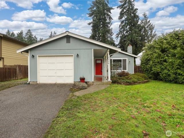 2926 Greenwood Ct S, Puyallup, WA 98374