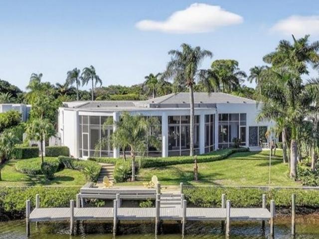 2926 Rhone Dr, Palm Beach Gardens, FL 33410
