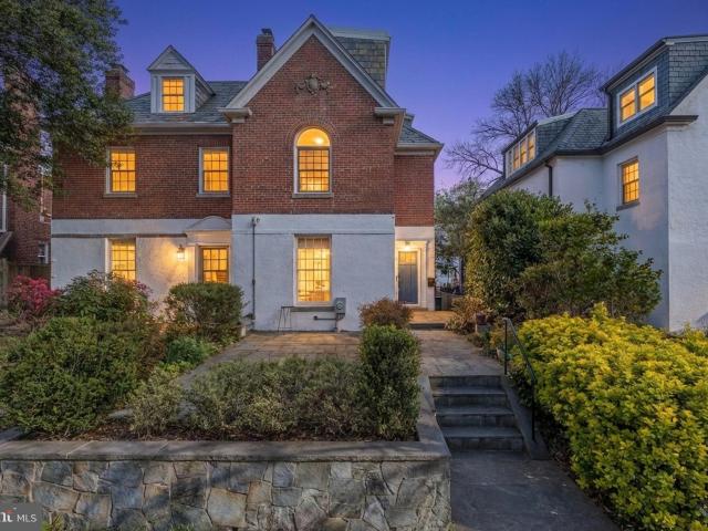 2927 Cathedral Ave NW, Washington, DC 20008 | MLS #DCDC2253 | Compass