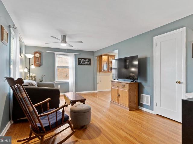 2927 Croyden Road