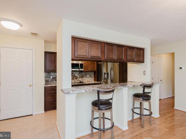 2927 Katewood Court # 5