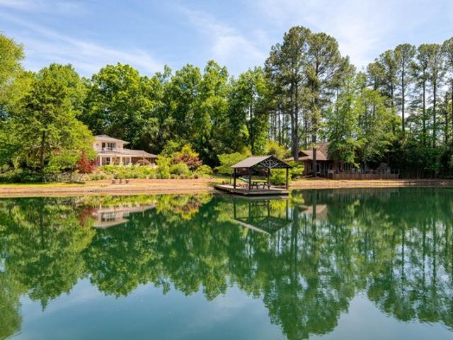 2927 Longpine Rd, Burlington, NC 27215