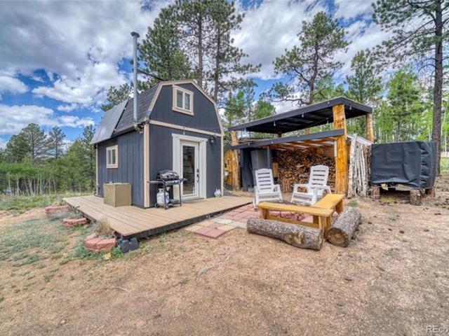 2927 Pathfinder Rd, Florissant, CO 80816