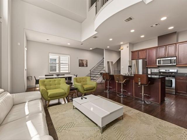 2927 Pease St, Houston, TX 77003