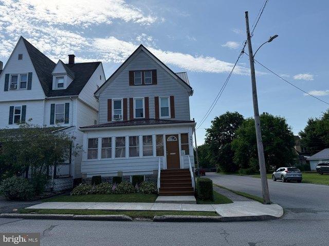 2927 Pine Ave, Altoona, PA 16601