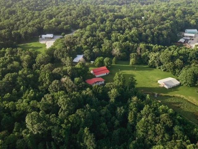 2927 Rochester Rd, Morgantown, KY 42261