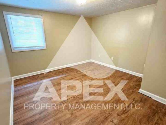 2927 Whittle Springs Road 2 Bedroom Apartment for Rent at 2927 Whittle Springs Rd, Knoxville, TN 37917